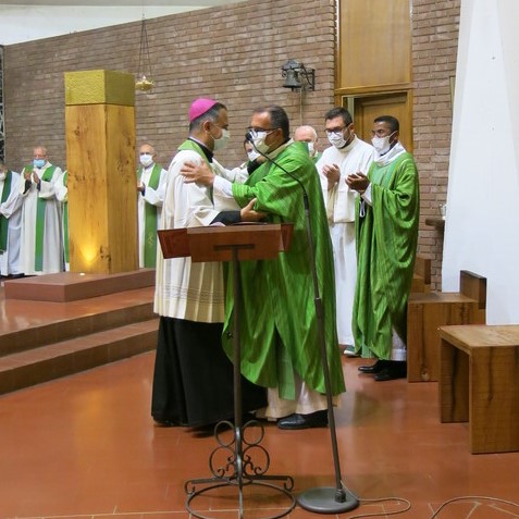 Carpi - L’ingresso di don Carlo Bellini e don Francesco Tsiarosoa in ...